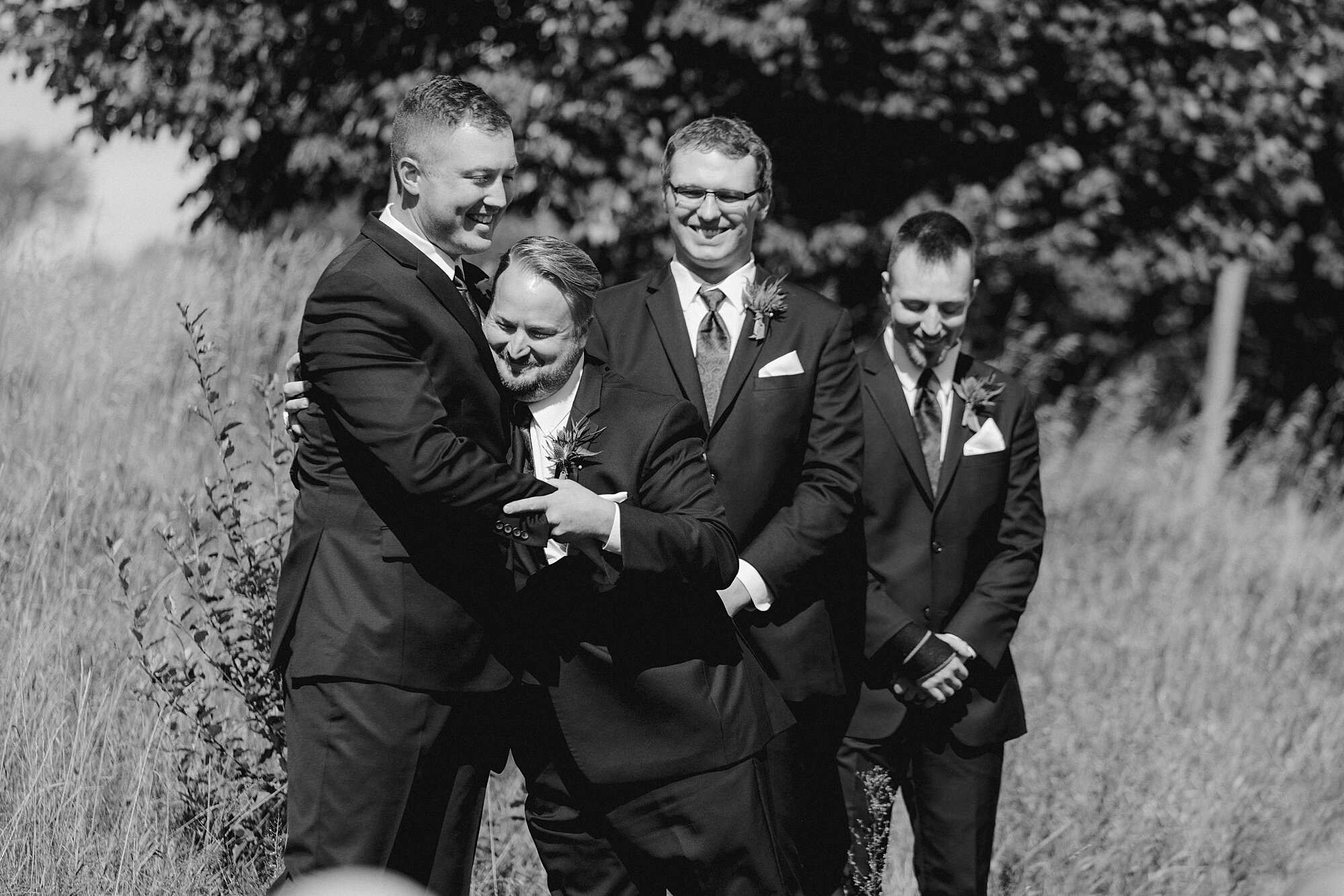 KAYLEIGH + AARON // A SMALL SEPTEMBER WEDDING AT LAVENDER HILL FARM ...