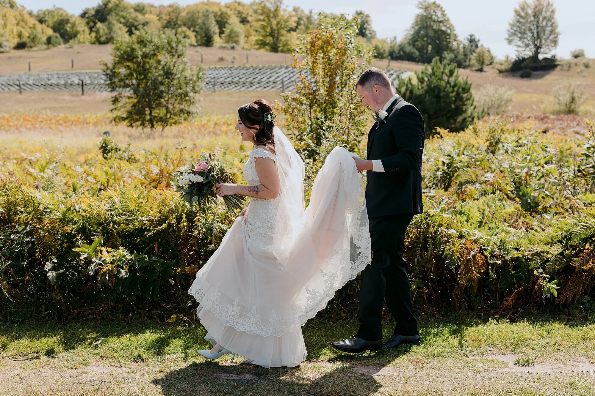 KAYLEIGH + AARON // A SMALL SEPTEMBER WEDDING AT LAVENDER HILL FARM ...