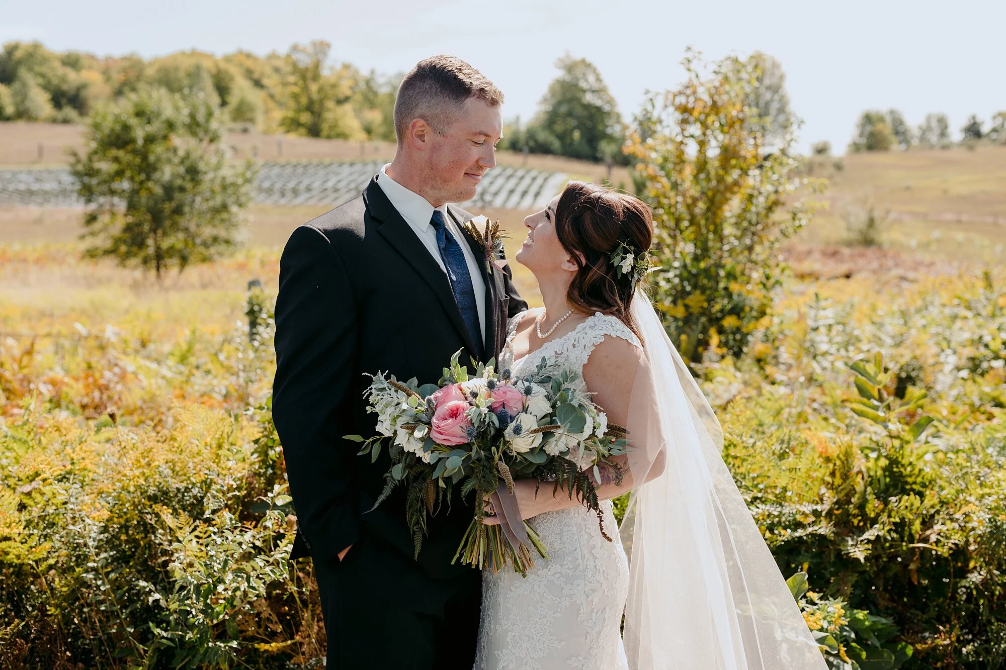 KAYLEIGH + AARON // A SMALL SEPTEMBER WEDDING AT LAVENDER HILL FARM ...
