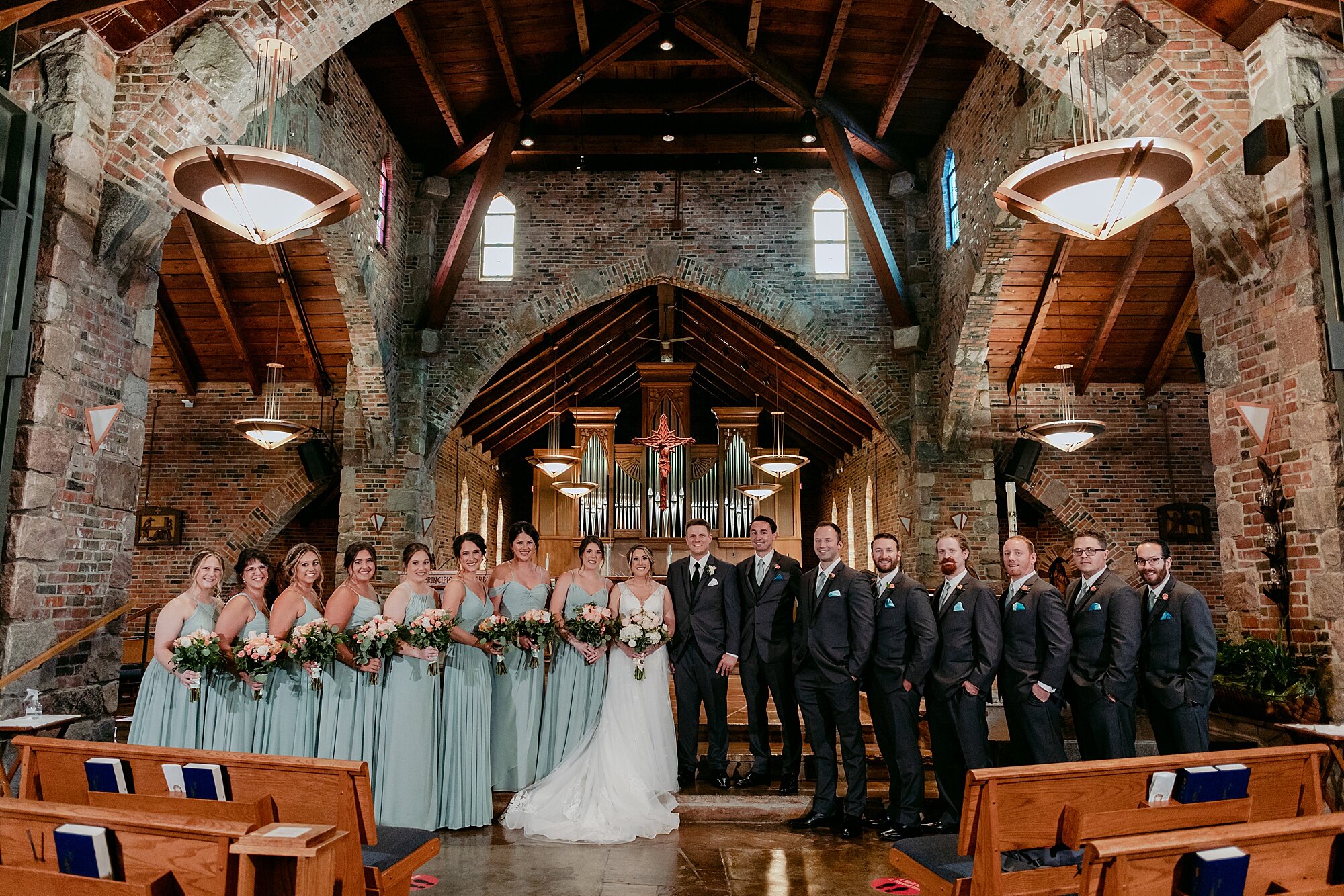 HALEY + AARON // A SUMMER WEDDING IN LAKE ORION MICHIGAN — Courtney ...