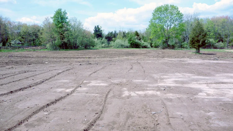 about — Fields Without Fences