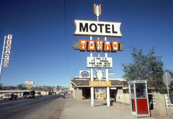 ROBERT MANN GALLERY — Mike Mandel