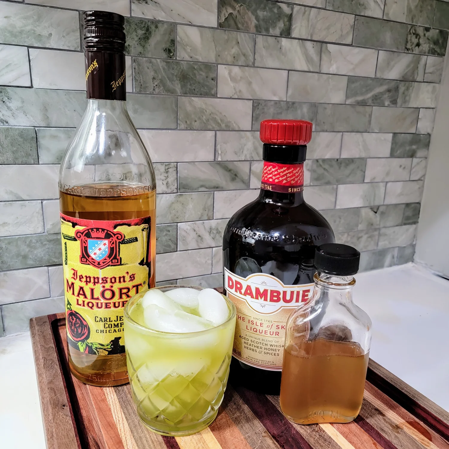 Malört Cocktails or What to Drink at the End of the World - EZdrinking