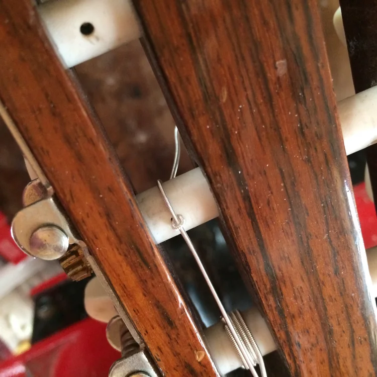 How to String a Classical Guitar — Haze Guitars