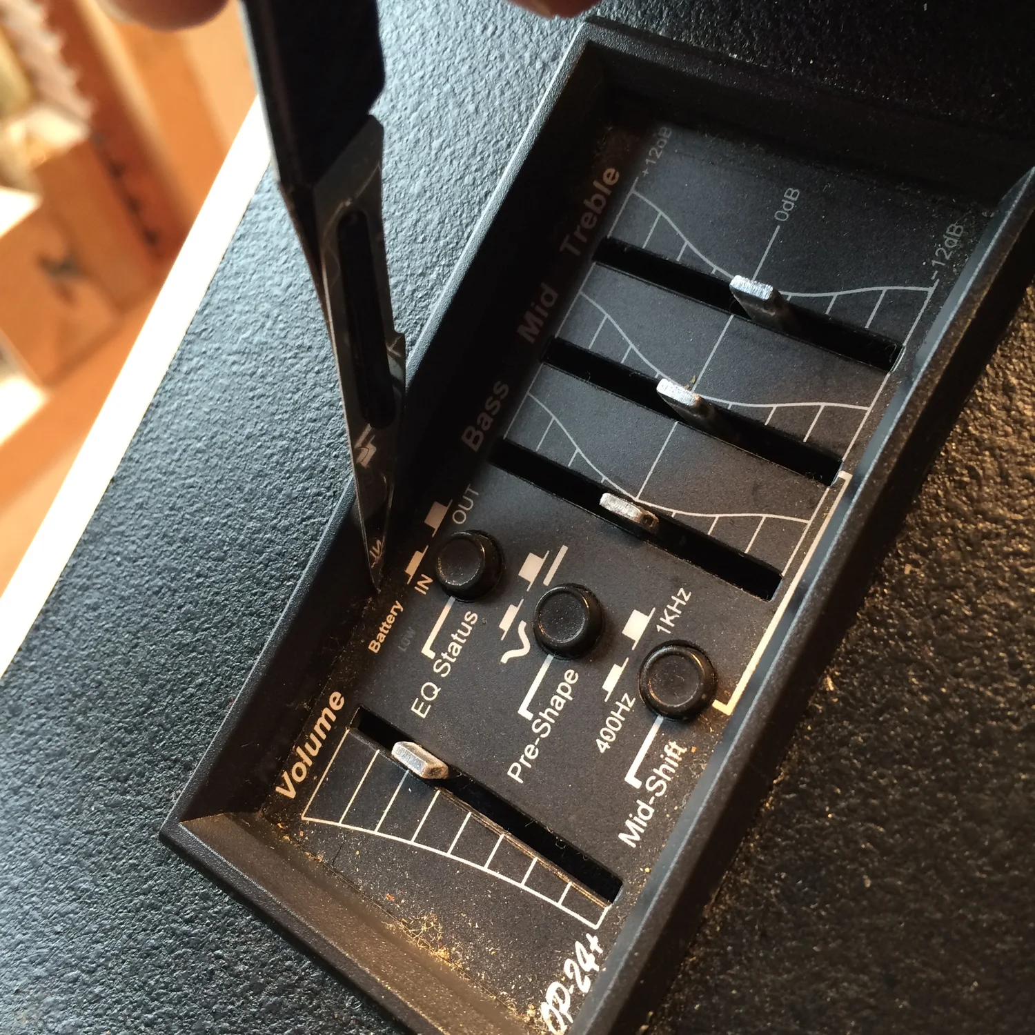 Quick Tip: Ovation OP-24 Preamp Removal — Haze Guitars