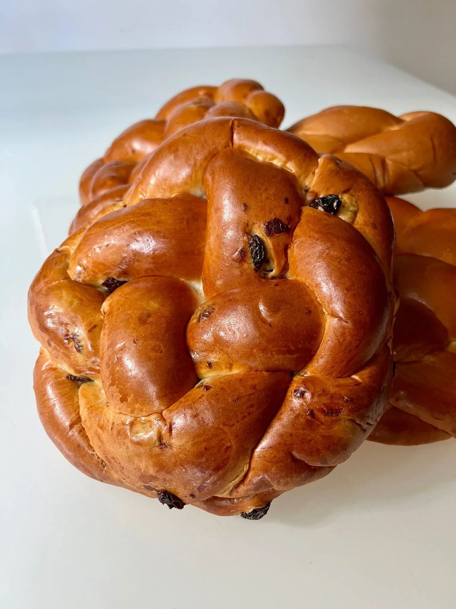 New York Shuk's Guide to the Best Bakeries for Round Challah in NYC ...