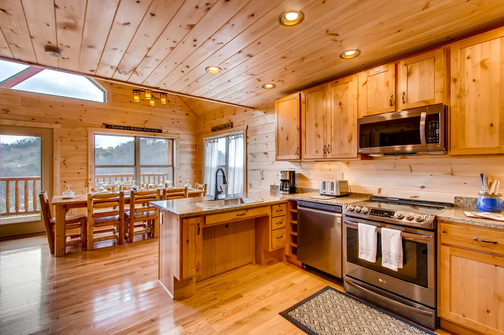 Bear Den South Cabin — Bear Den South Properties