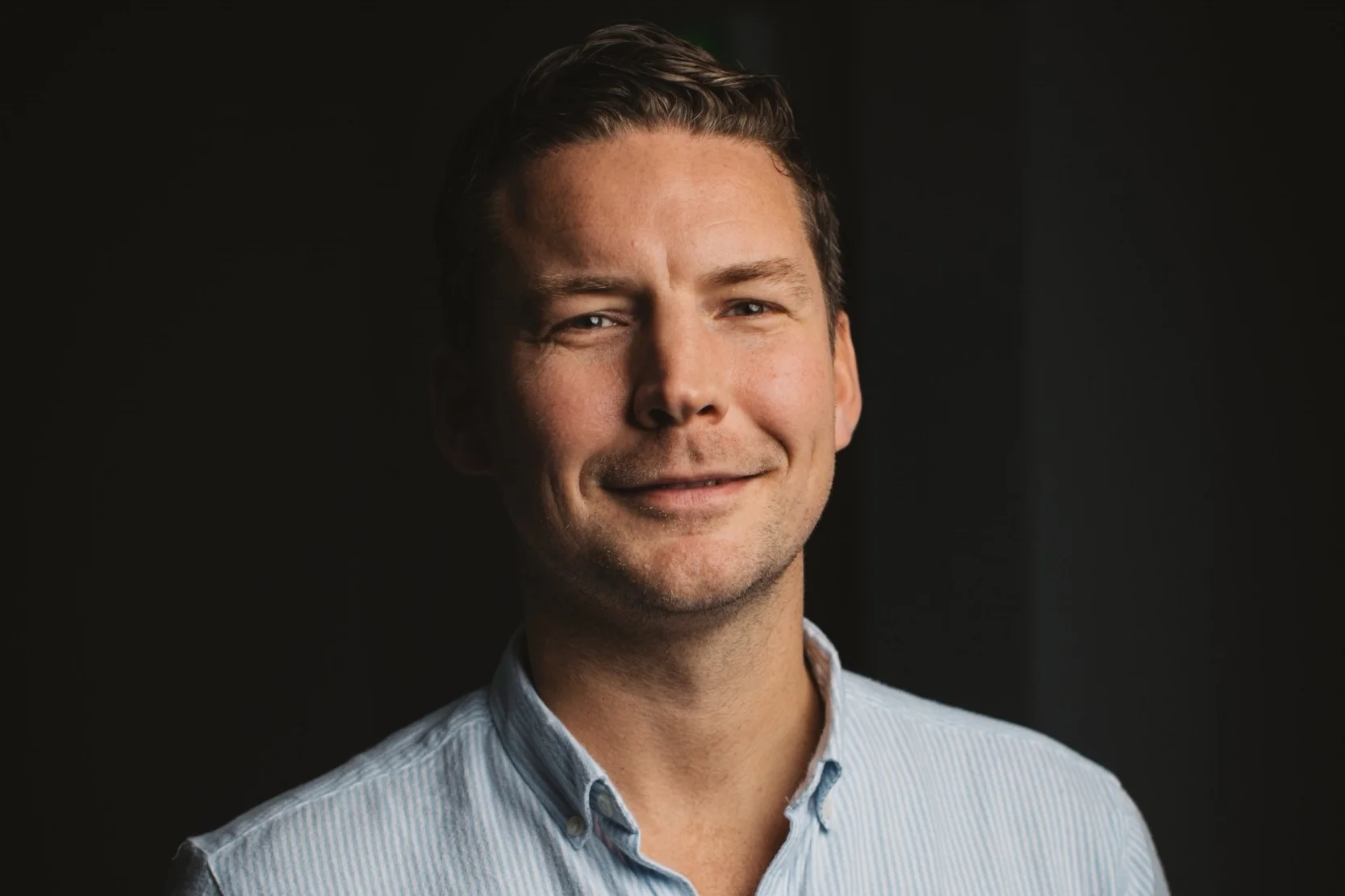 HEADSHOTS — David Cavan