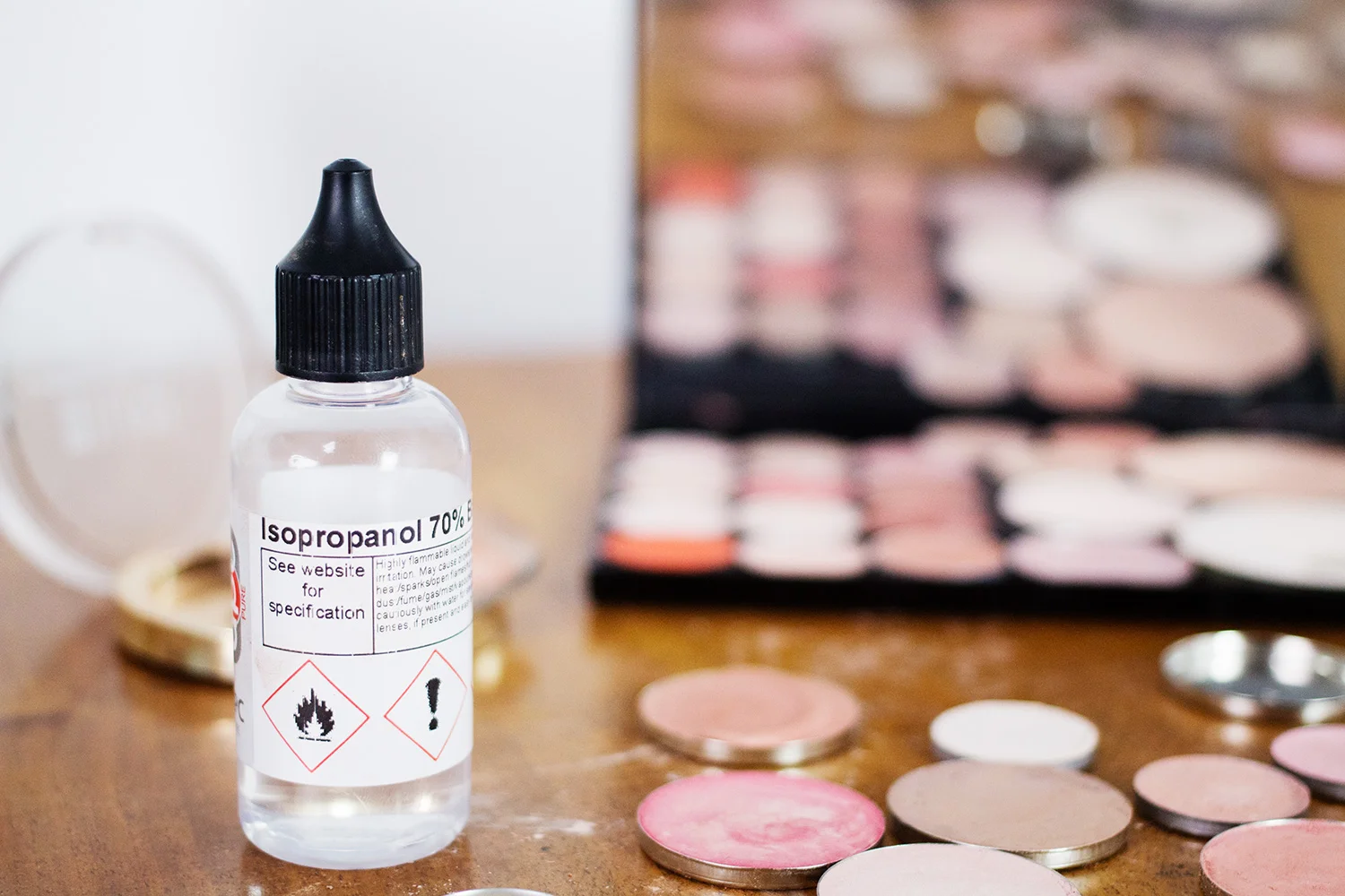 I Destroyed My Makeup for Fun — Alice Red