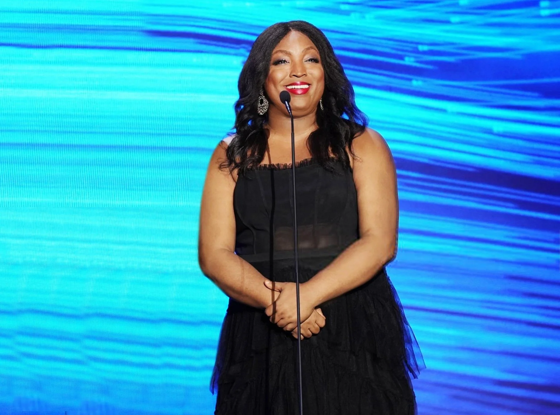 ABOUT — L MORGAN LEE