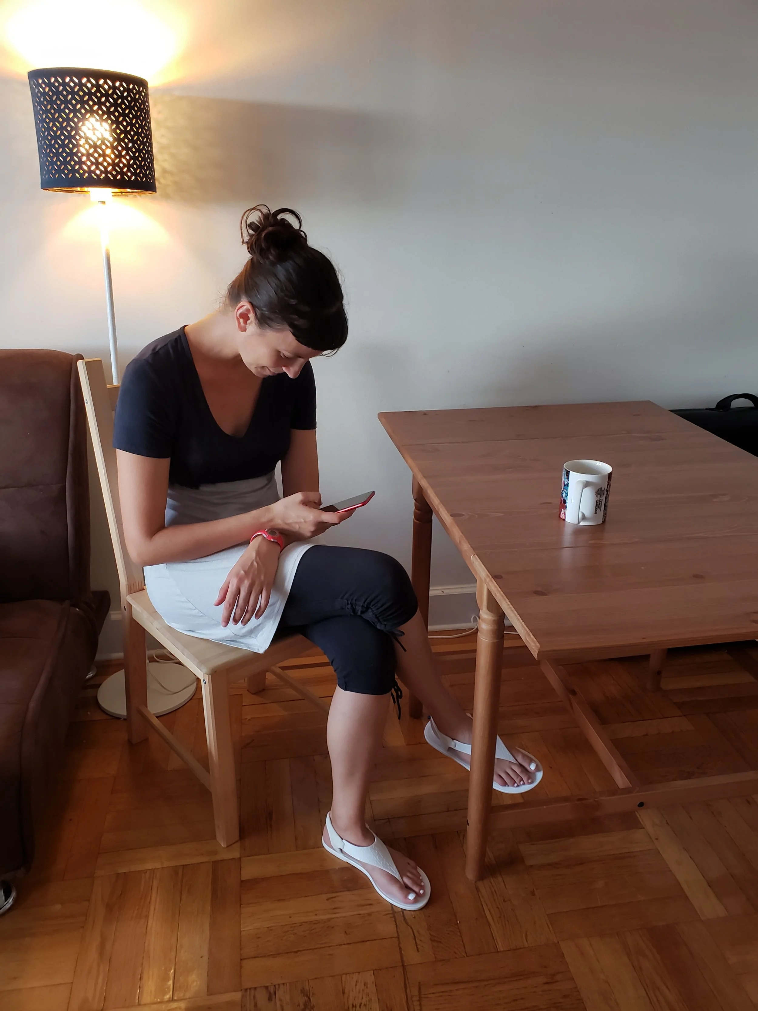 Leg crossing...Is it bad for your posture? — The Posture Police