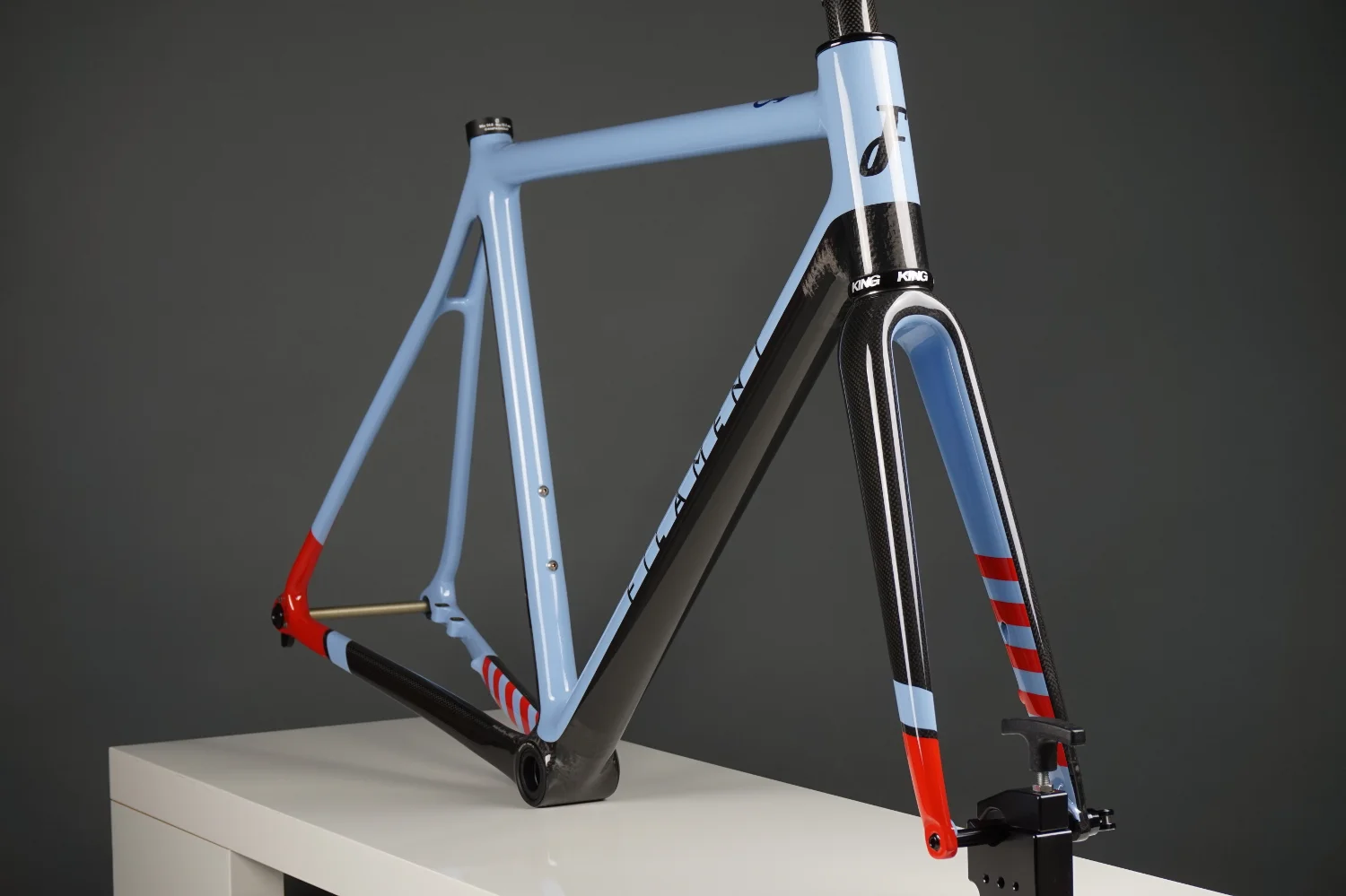 Disc brake custom carbon road bikes — Filament Bikes - Custom carbon ...