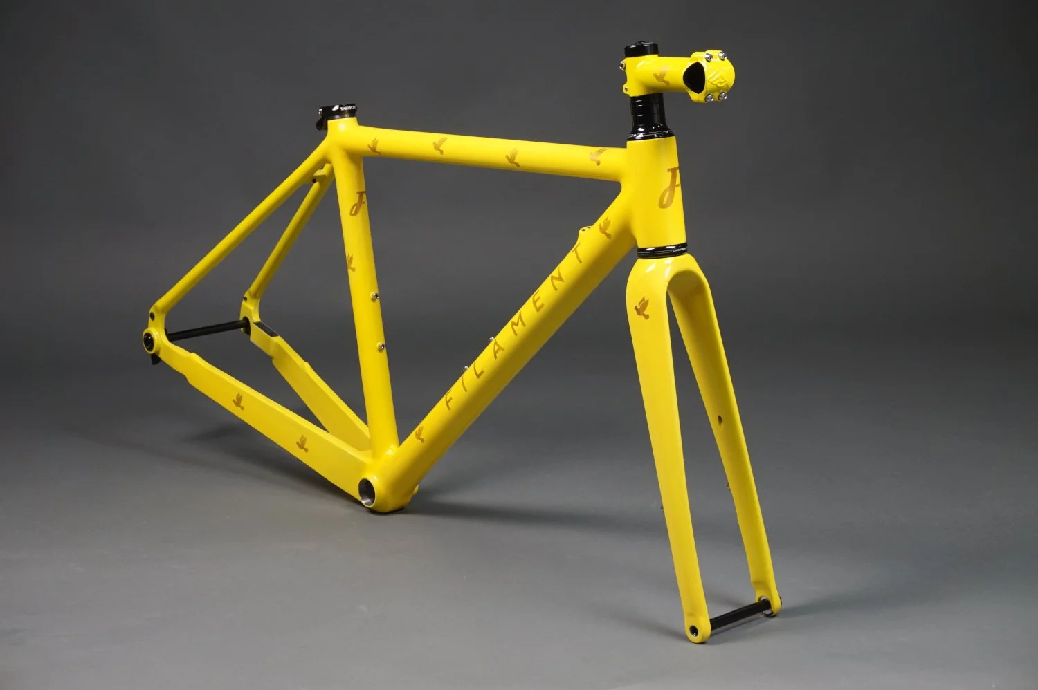 Disc brake custom carbon road bikes — Filament Bikes - Custom carbon ...