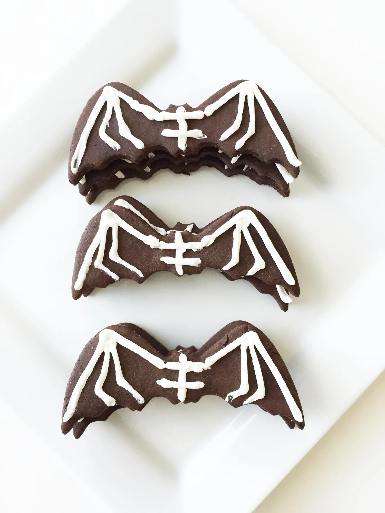 Skinny Chocolate Ginger Bat Cookies — The Skinny Fork