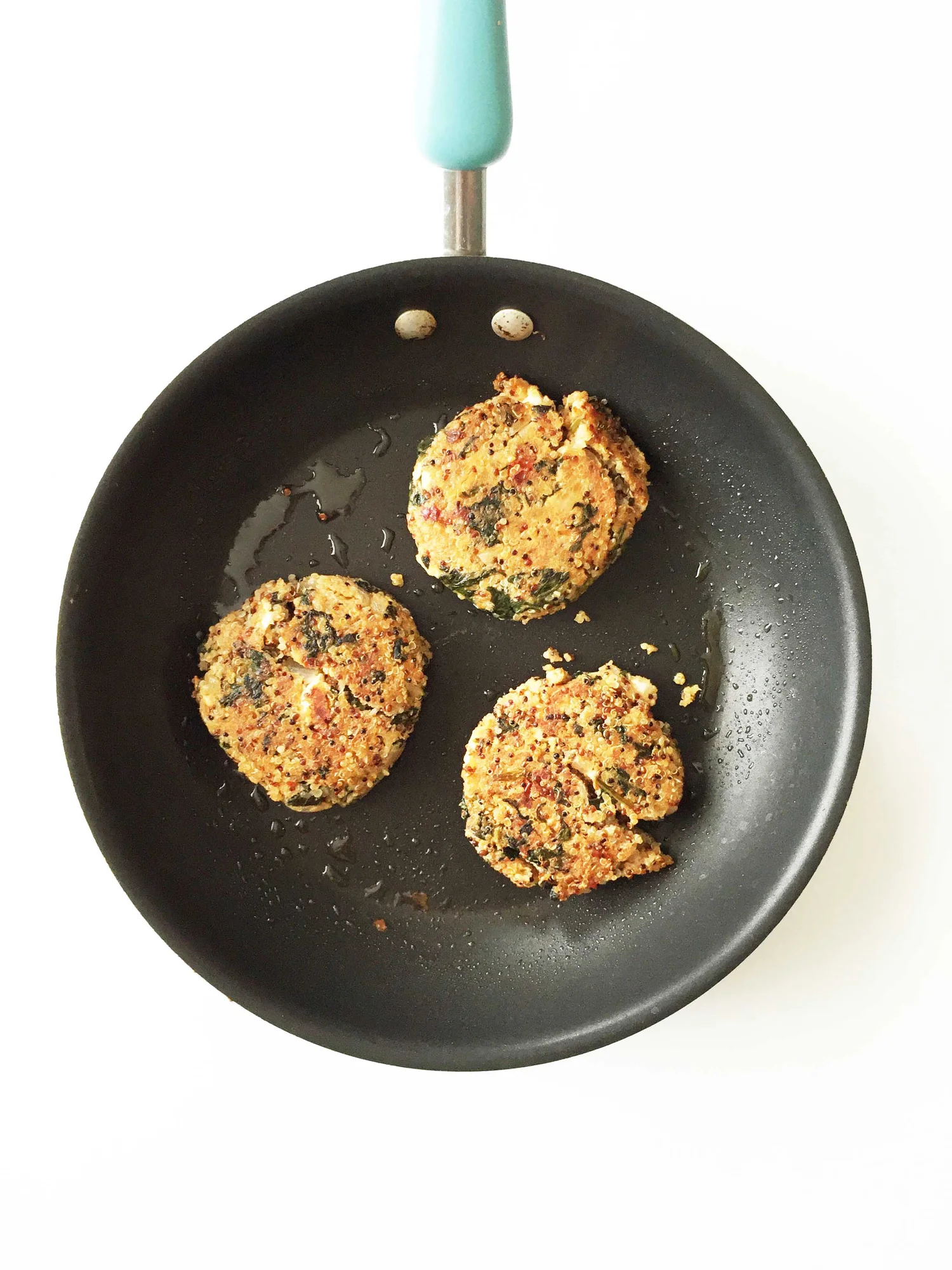 Chipotle & Spinach Quinoa Cakes — The Skinny Fork