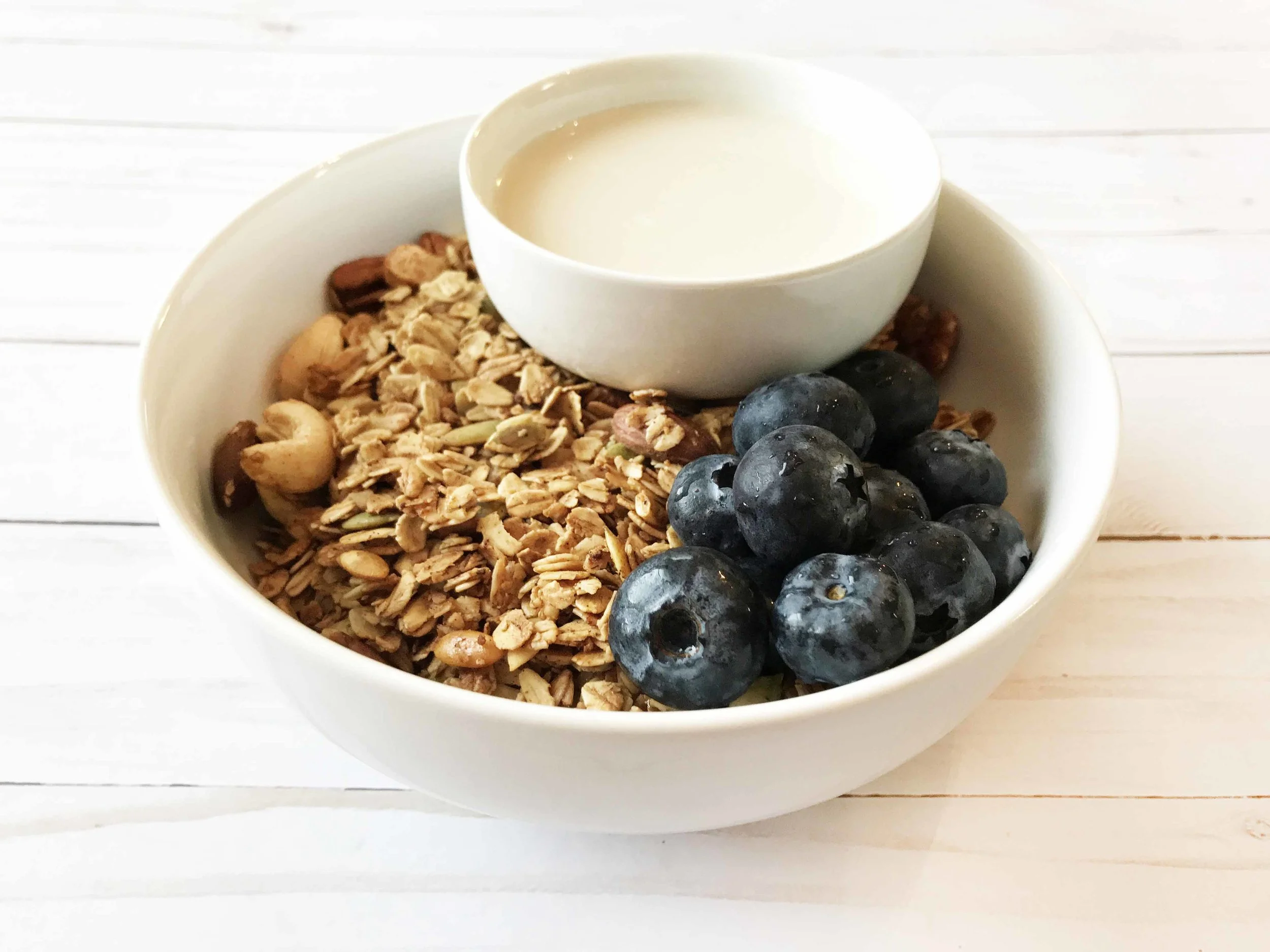 Skinny Gingerbread Granola — The Skinny Fork