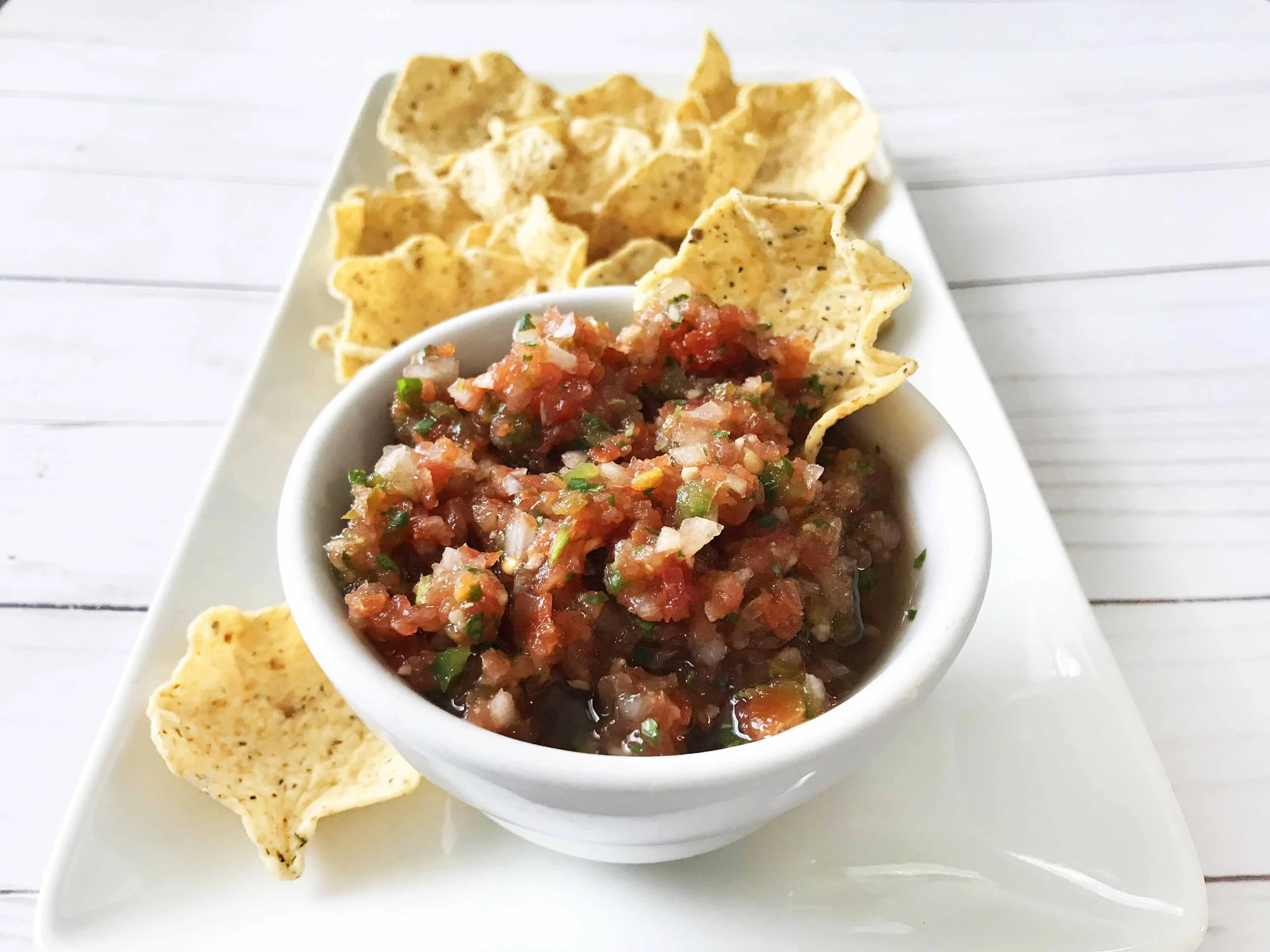 Healthified Restaurant Style Salsa — The Skinny Fork