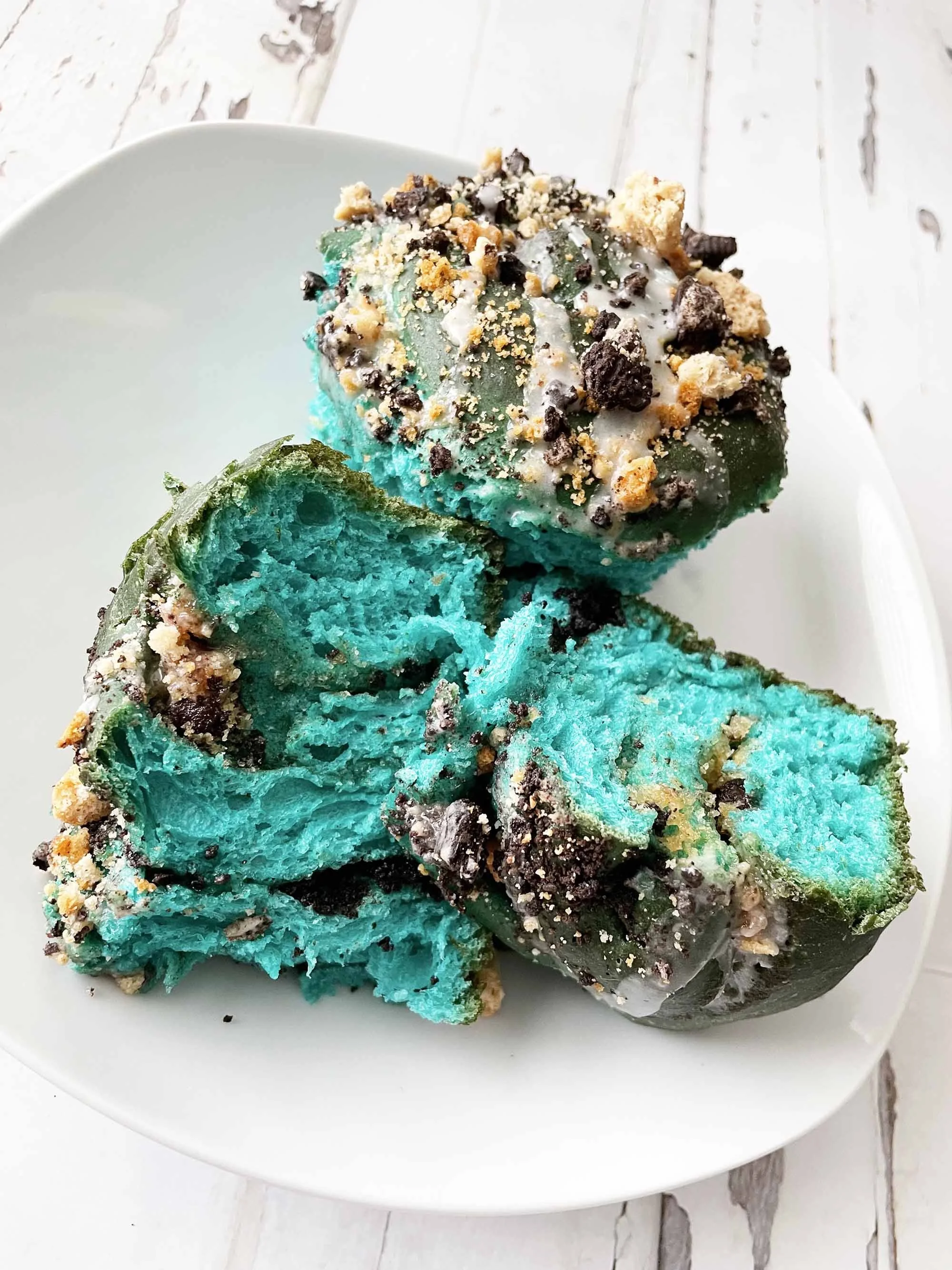 Cookie Monster Cinnamon Rolls — The Skinny Fork