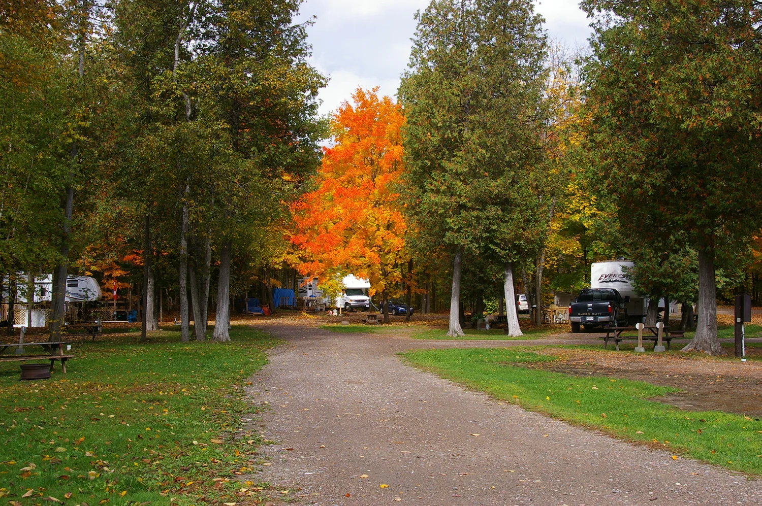 Renfrew location — Serenity Resorts