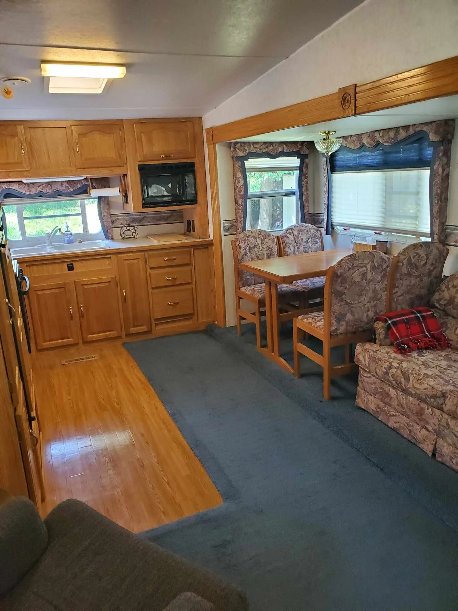Trailer Sales — Serenity Resorts