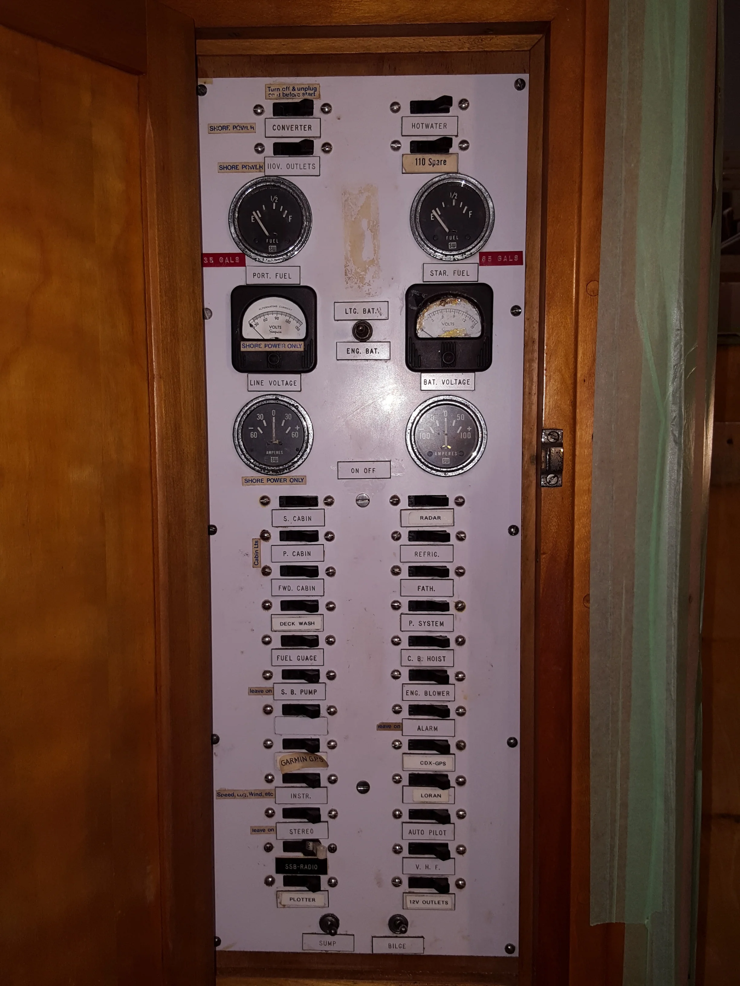 Hinckley 48’ Electrical System Upgrade — Maine Yacht Center