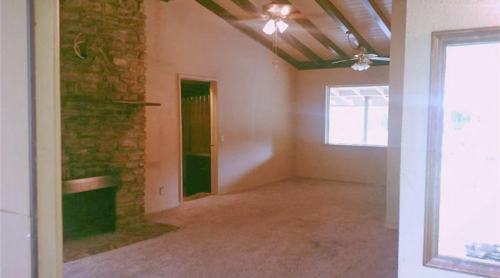 1808 Treadwell : AD Stenger — Designer >>---> Austin, TX