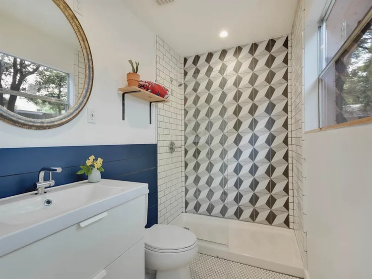 3021 Castro — Designer >>---> Austin, TX