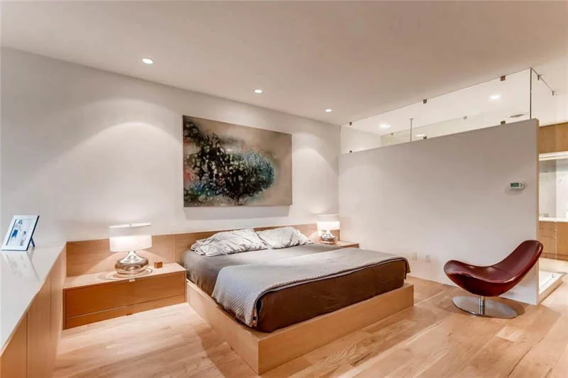 4000 Sinclair — Designer >>---> Austin, TX
