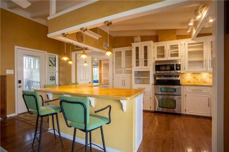 1004 Lund : A.D. Stenger — Designer >>---> Austin, TX