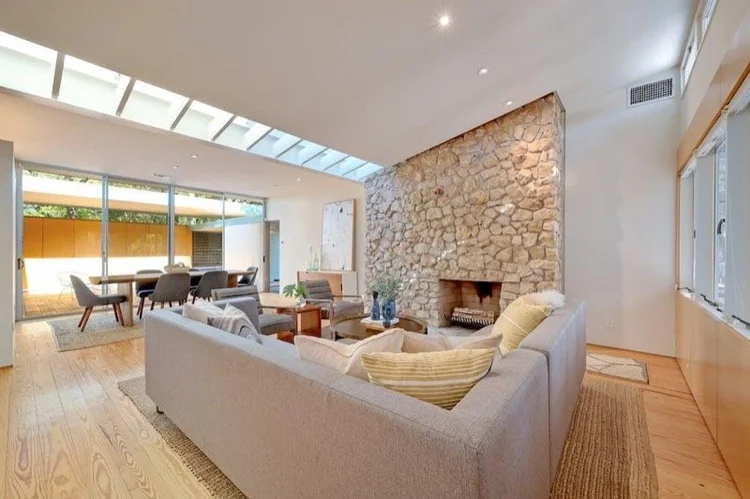 2300 Rundell : AD Stenger — Designer >>---> Austin, TX