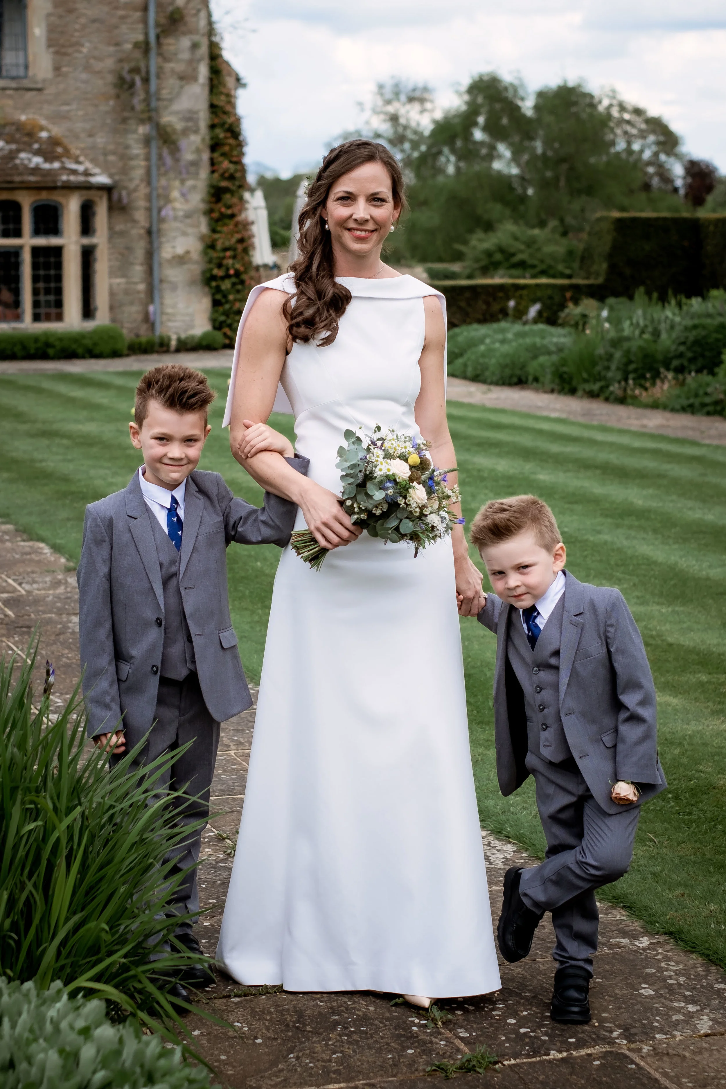 Whatley Manor weddings with Chantelle and Mark — Wiltshire Wedding ...