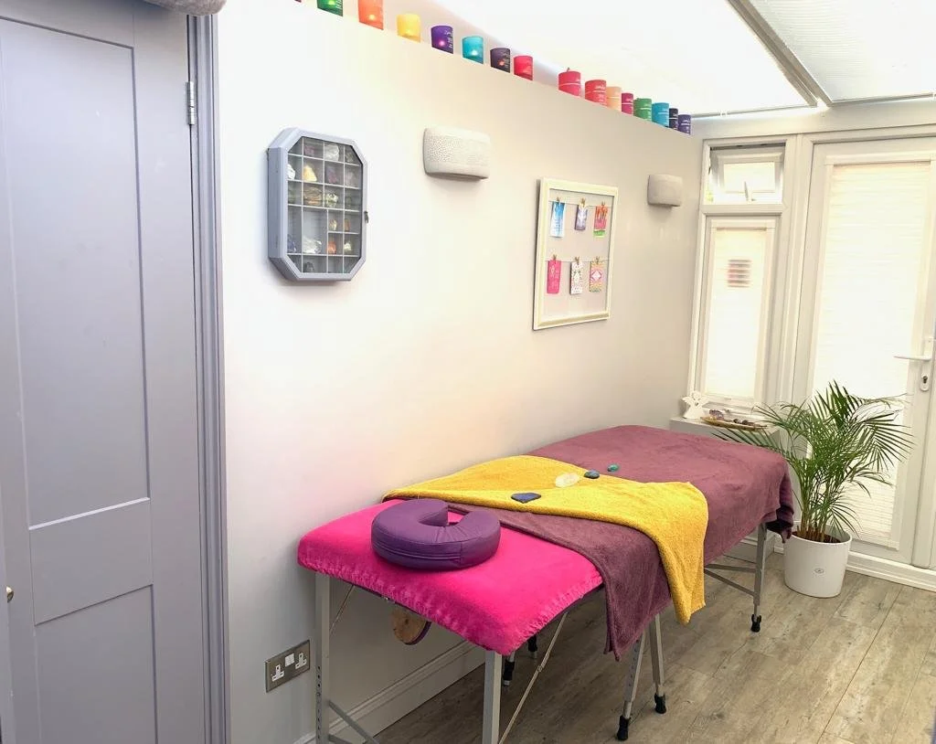 The Pamper Pod — Brighton beautician and massage therapist