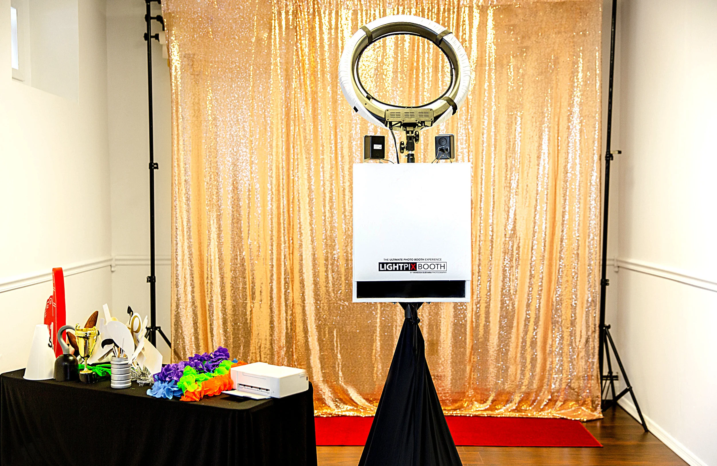 LIGHTPIX PHOTO BOOTH — Vanessa Guevara Photography