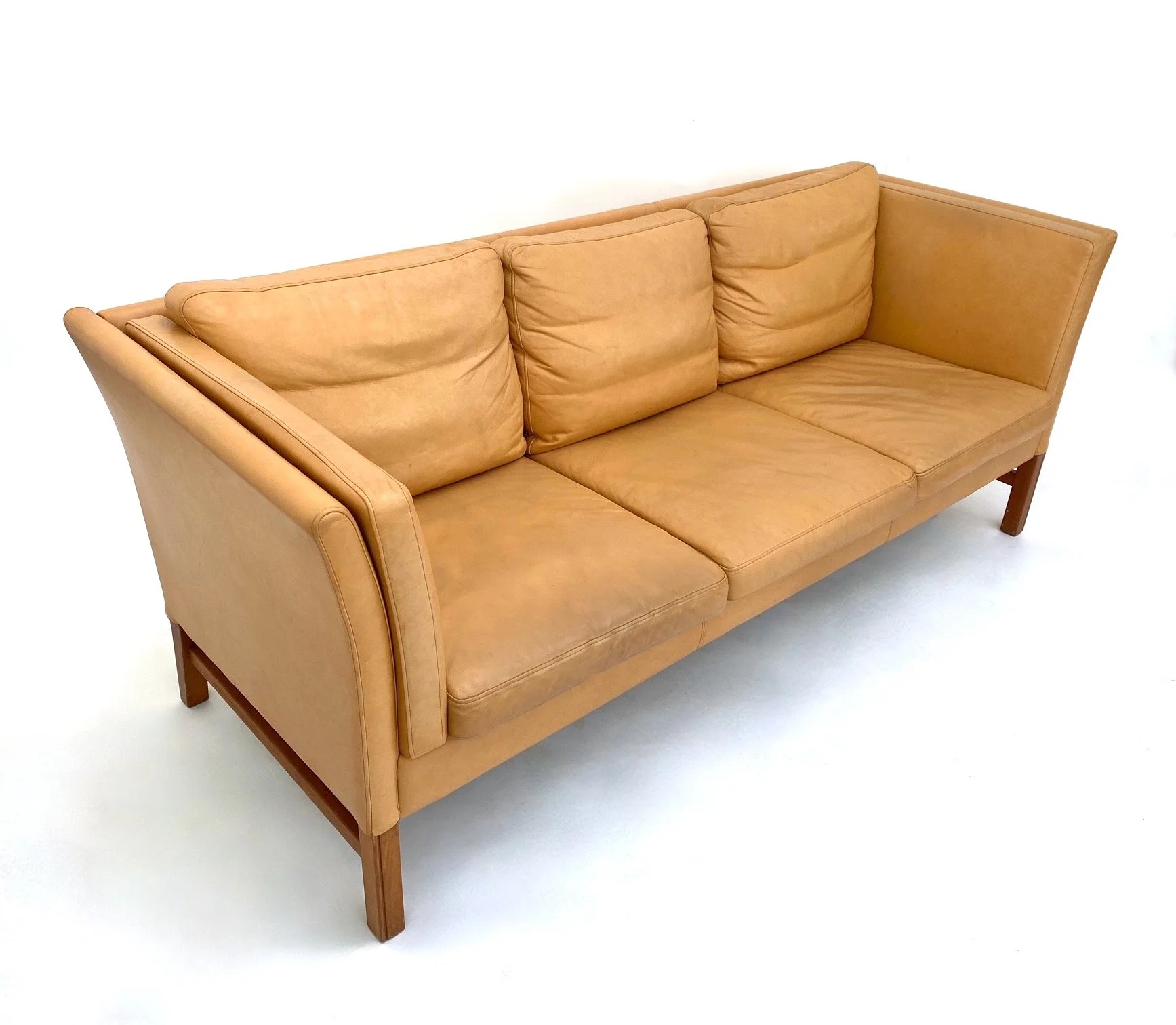 SOFAS | SEATING — HOUSE OF TWENTY