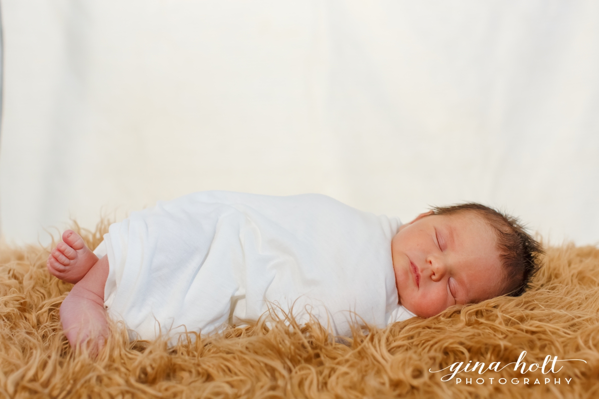 Newborn Portraits | Gavin Simone — Gina Holt Photography