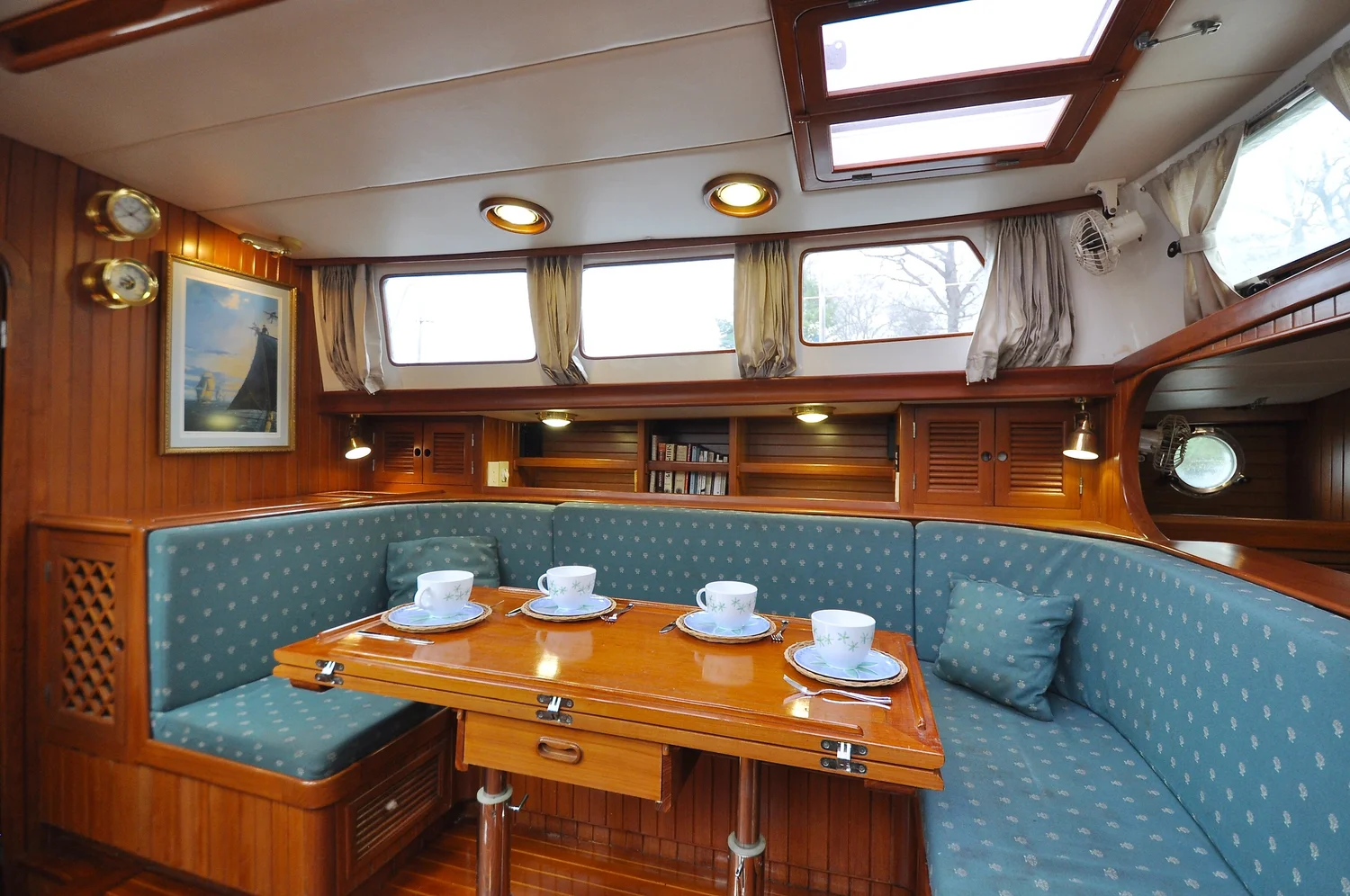 2000 Hampton 43 — Dave Townley Yachts