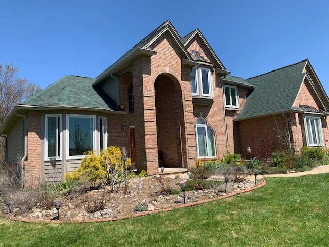 Owen Corning shingles in Chateau Green adds New Color to Dexter Home
