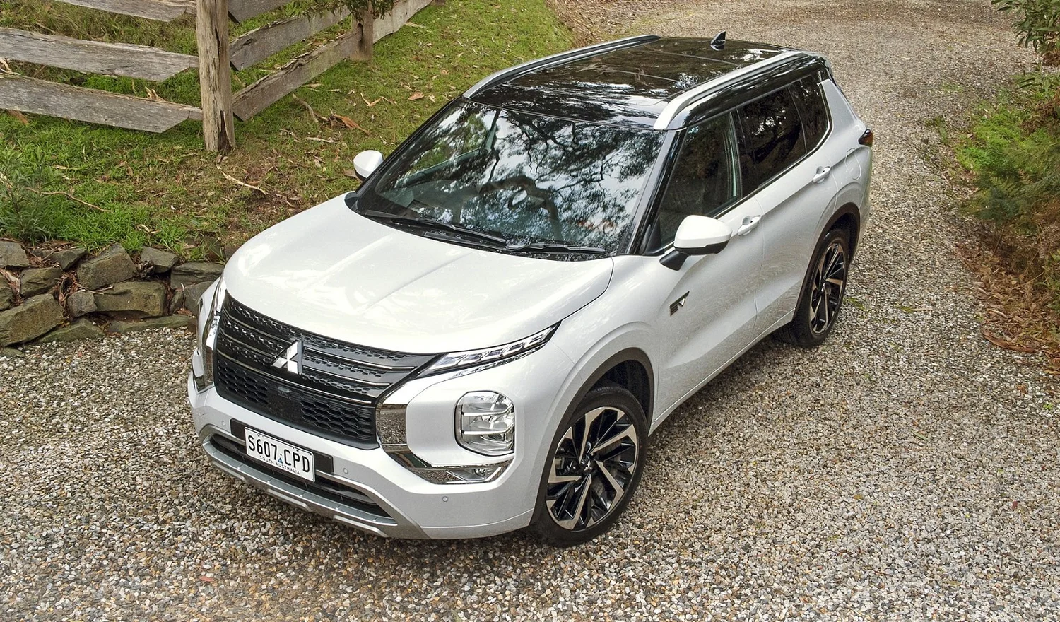 Mitsubishi Outlander PHEV review and buyer’s guide