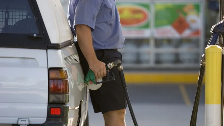 Petrol Vs Temperature: Is heat ripping you off by expanding your fuel ...