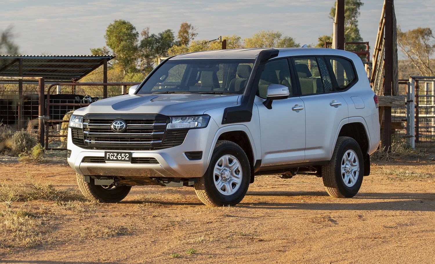 Toyota LandCruiser 300 review and buyer’s guide — Auto Expert John Cadogan