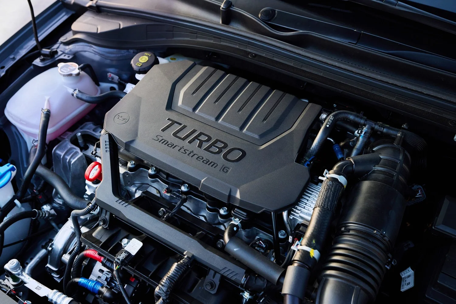 Hyundai i30 review and buyer's guide — Auto Expert John Cadogan