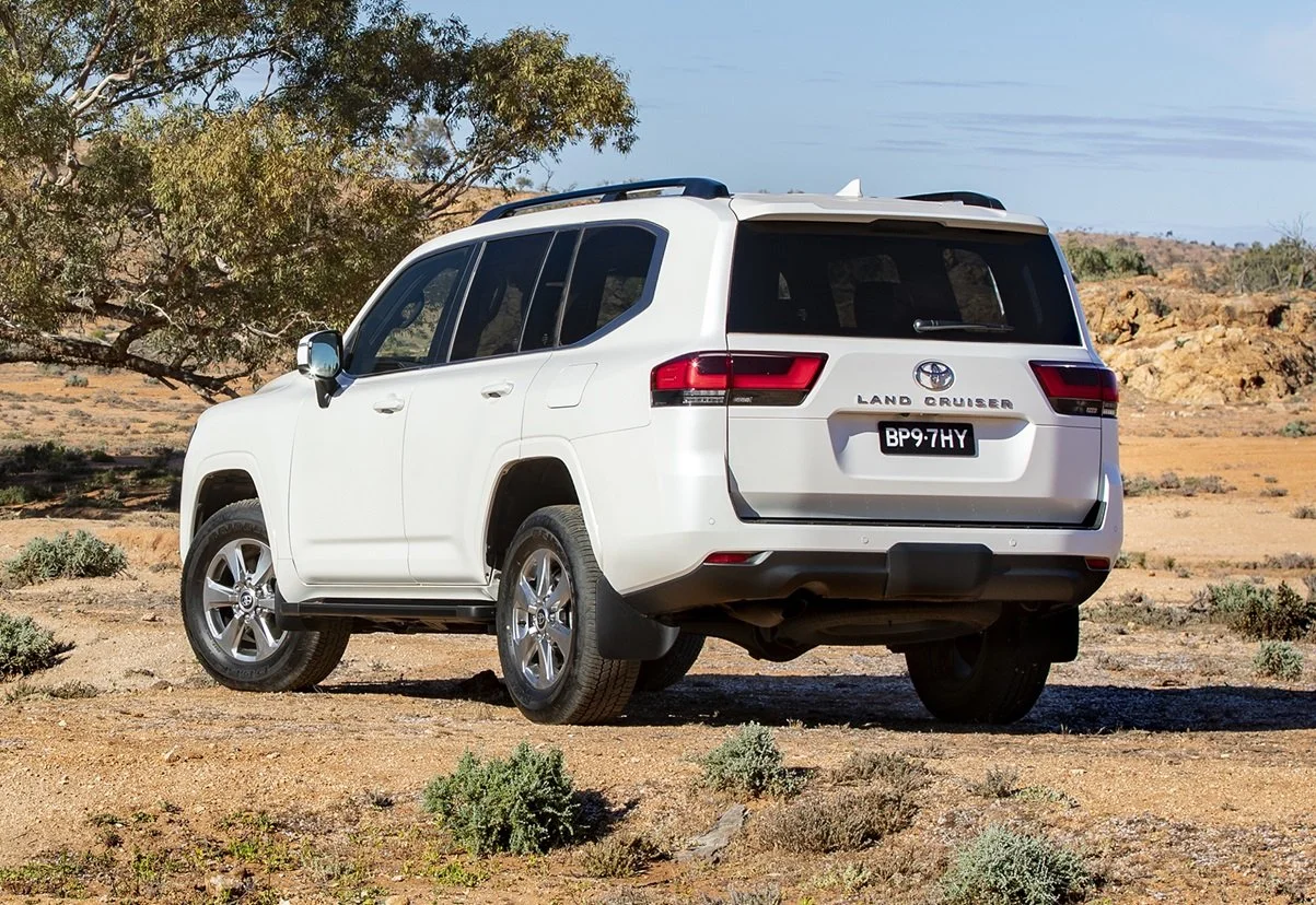 Toyota LandCruiser 300 review and buyer’s guide — Auto Expert John Cadogan