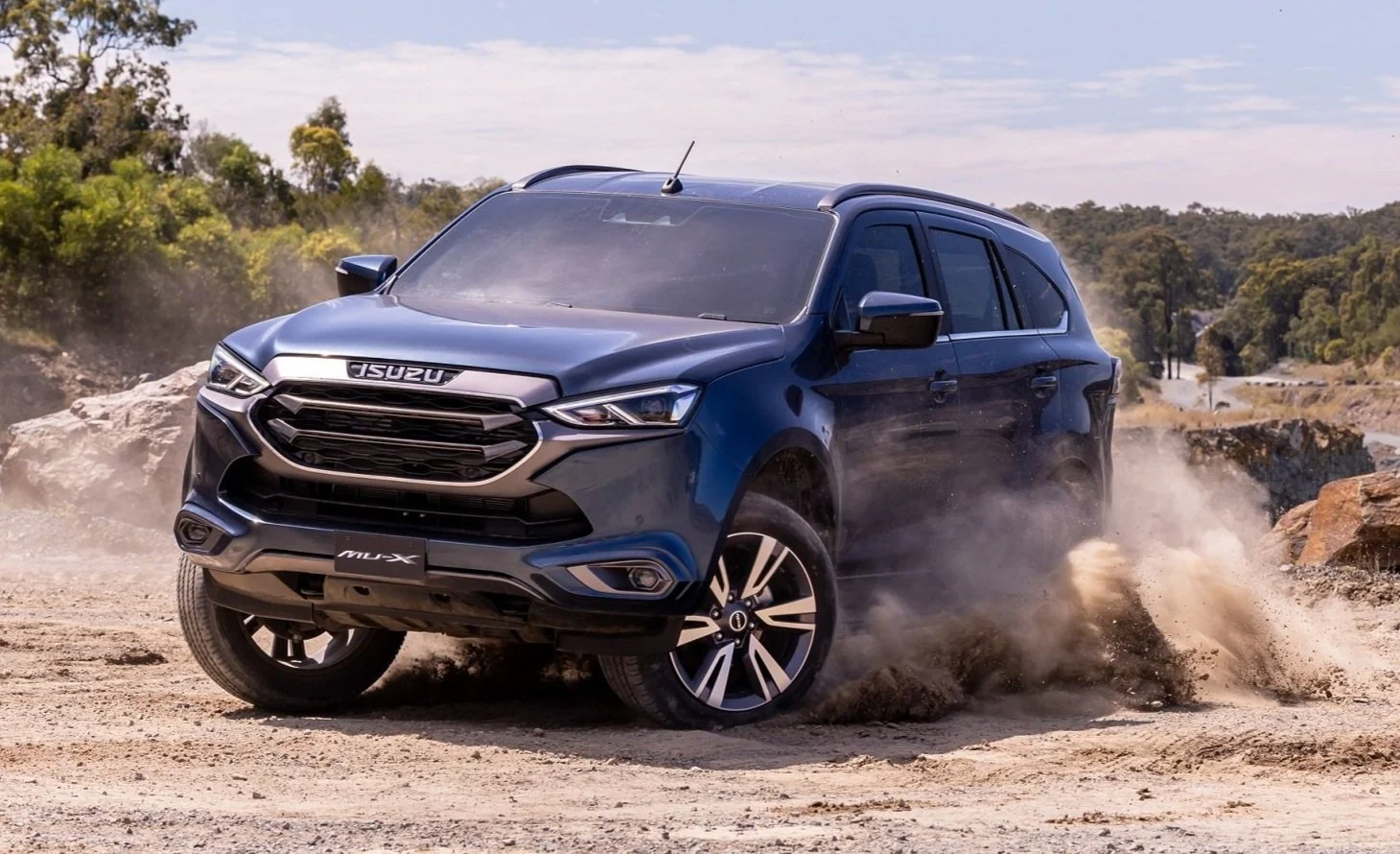 Isuzu MU-X review and buyer’s guide — Auto Expert John Cadogan