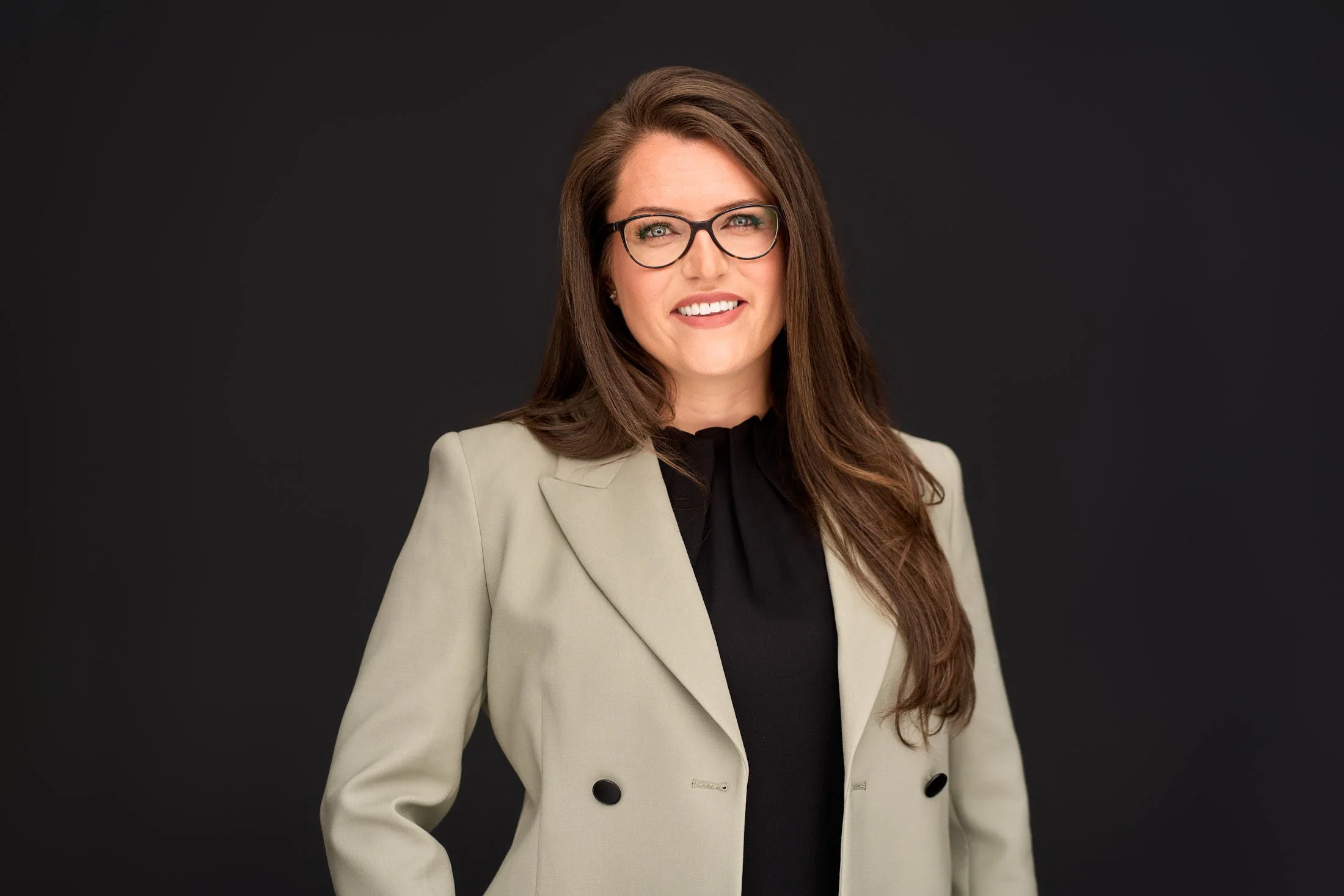 Renee's Professional Headshots for New Role as Principal in China ...