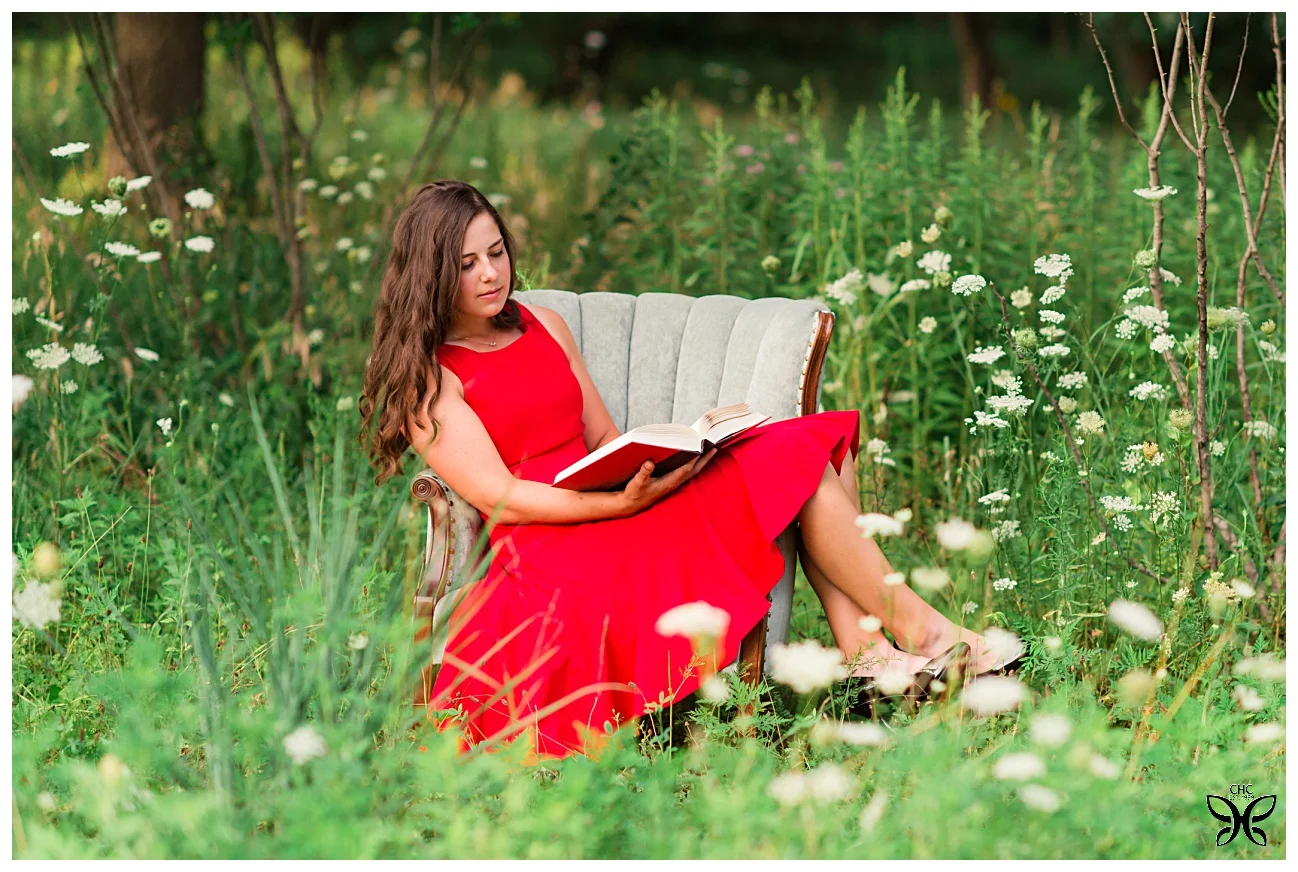 Chicagoland Photographer Emily S Whimsical Senior Session Chc