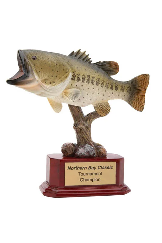 Fishing Trophies Canada 🎣 — Trophy Gallery Canada, Shop Online, 5000 ...
