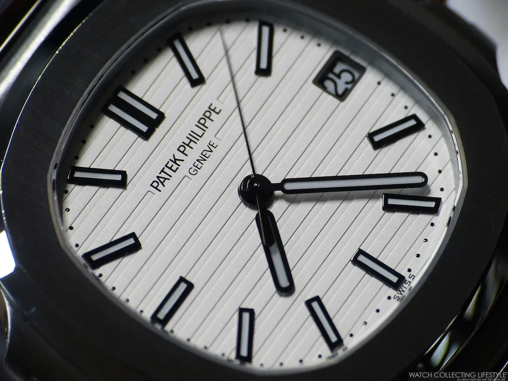 Insider: Patek Philippe Nautilus Silvery-White Dial ref. 5711/1A-011 ...