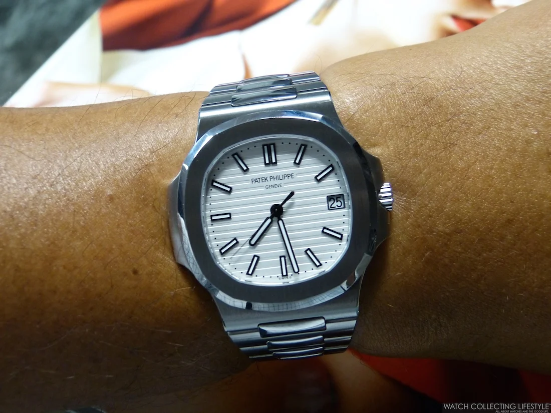 Insider: Patek Philippe Nautilus Silvery-White Dial ref. 5711/1A-011 ...