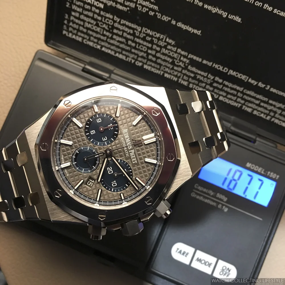 SIHH 2017: Audemars Piguet Royal Oak Chronograph Titanium and Platinum ...