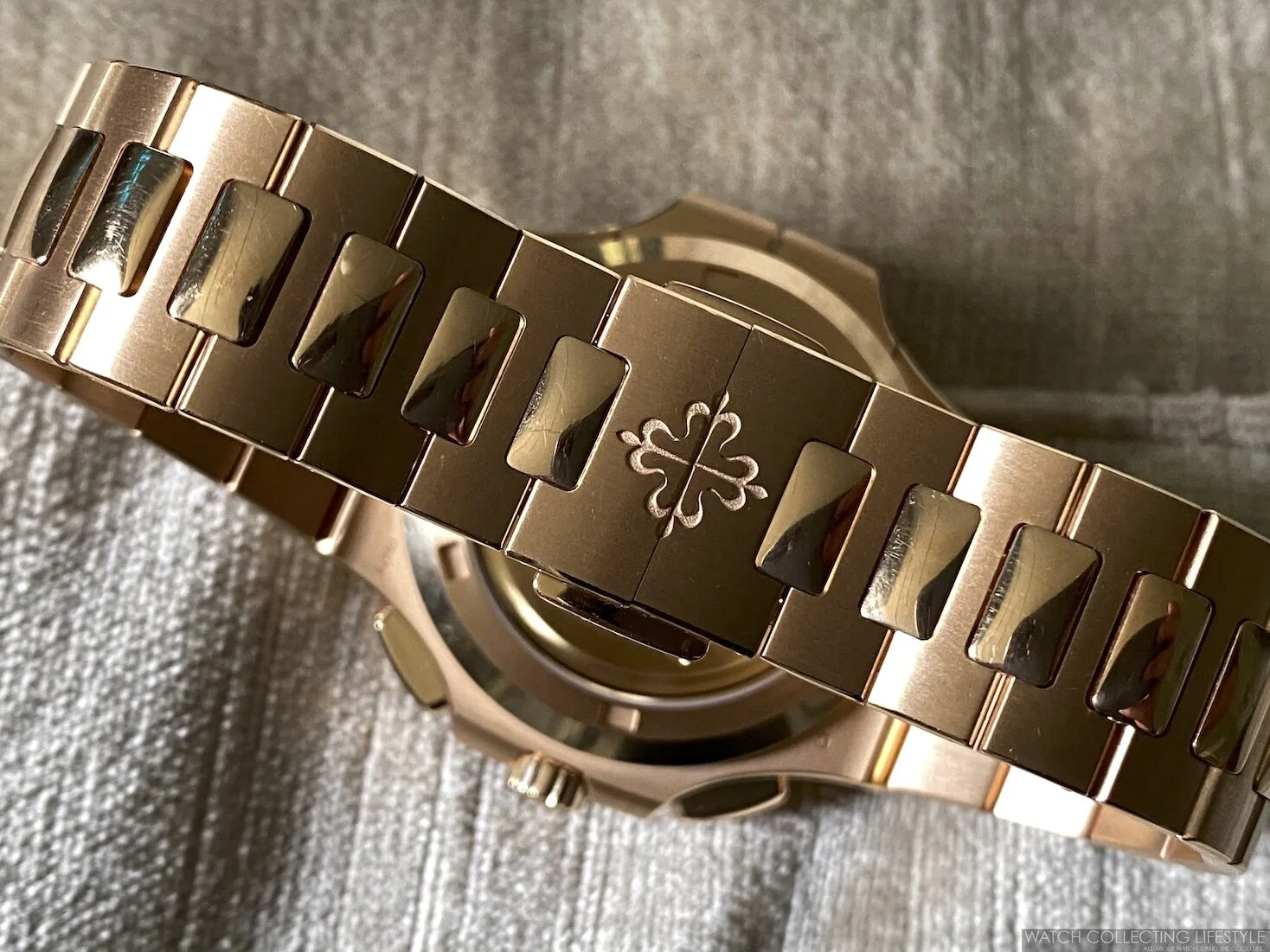 Insider: Patek Philippe Nautilus Travel Time Chrono ref. 5990/1R. Hands ...